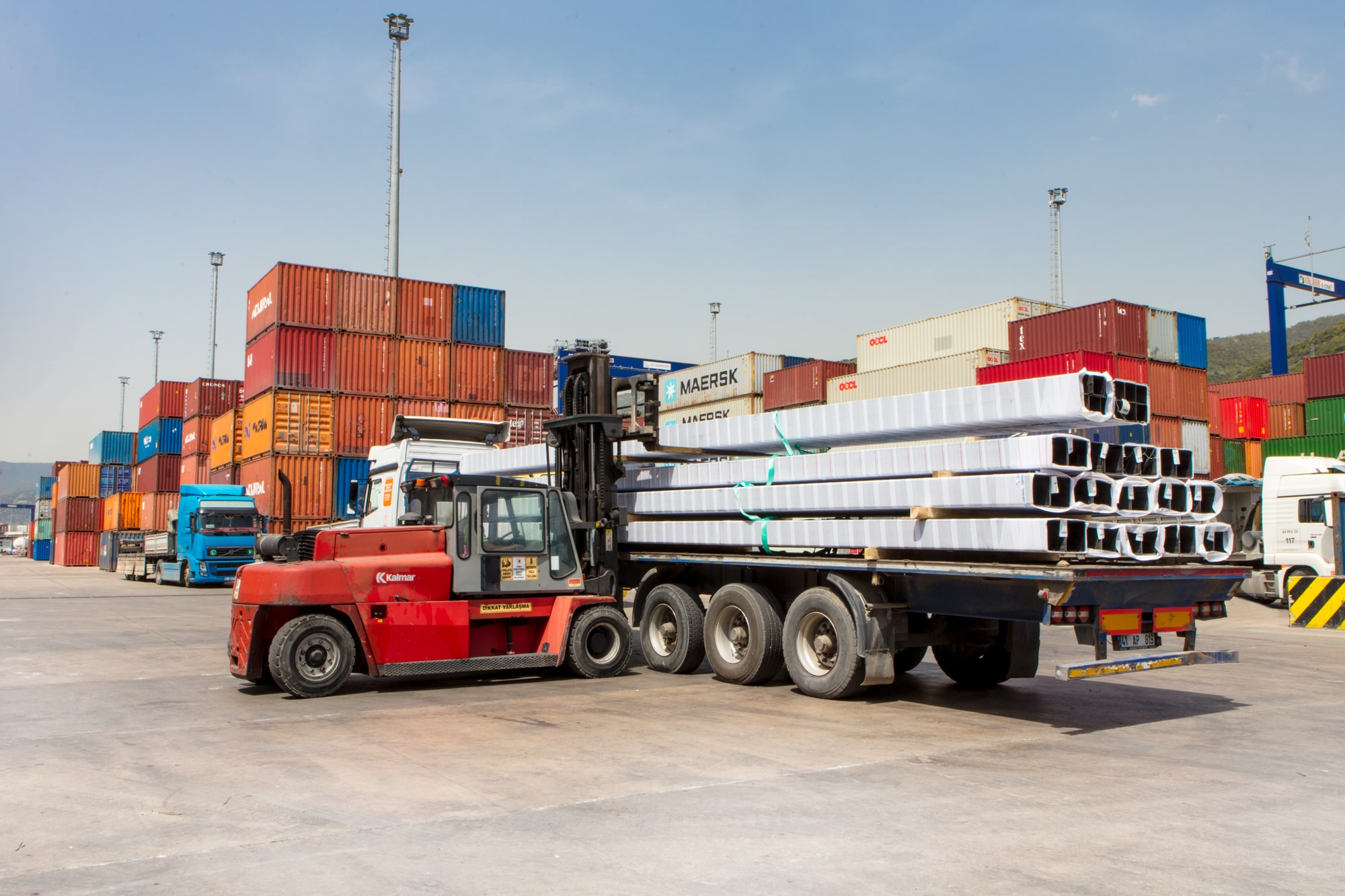 CONTAINER TERMINAL SERVICES